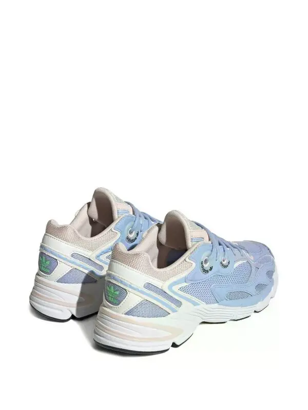 Adidas Astir Sneakers