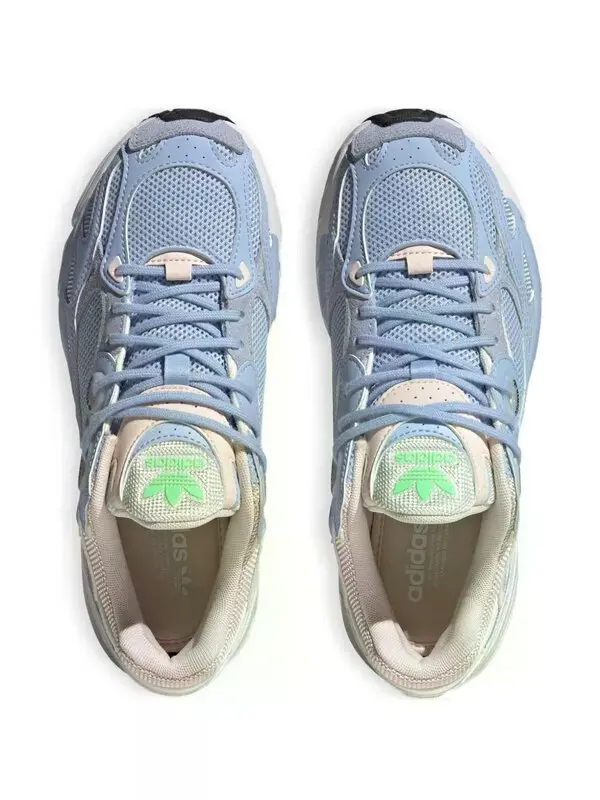 Adidas Astir Sneakers