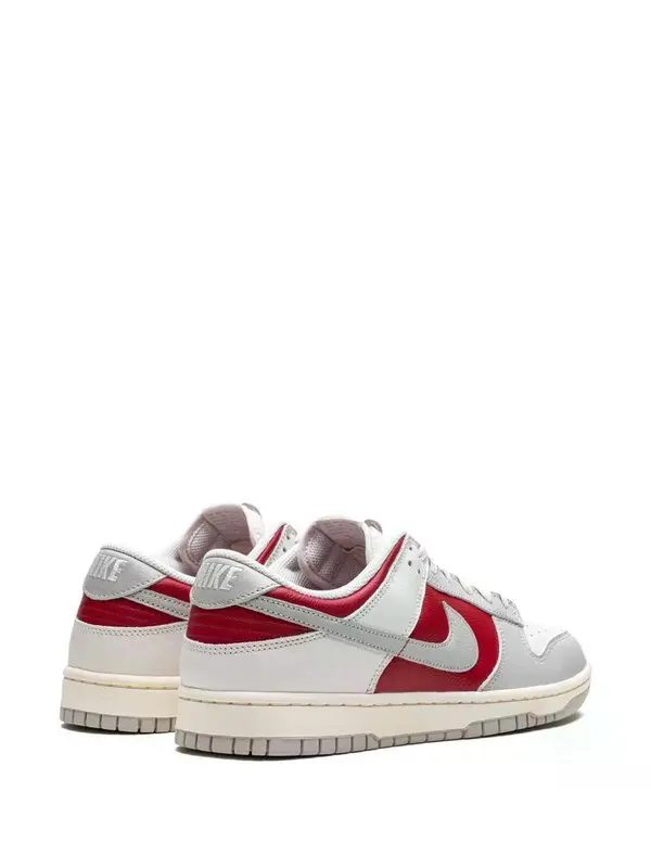 Nike Dunk Low Sneakers - Grey