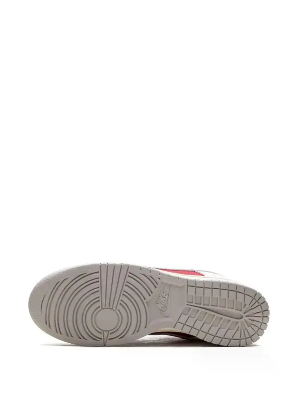 Nike Dunk Low Sneakers - Grey