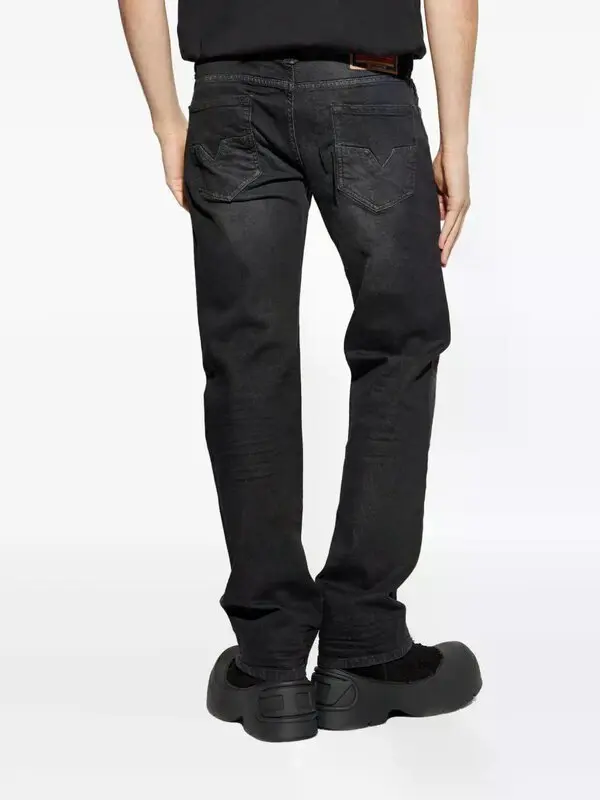 DIESEL® 1985 Larkee Jeans