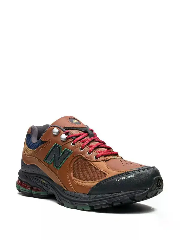 NEW BALANCE 2002r The Hiker Sneakers - Brown