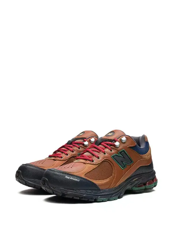 NEW BALANCE 2002r The Hiker Sneakers - Brown