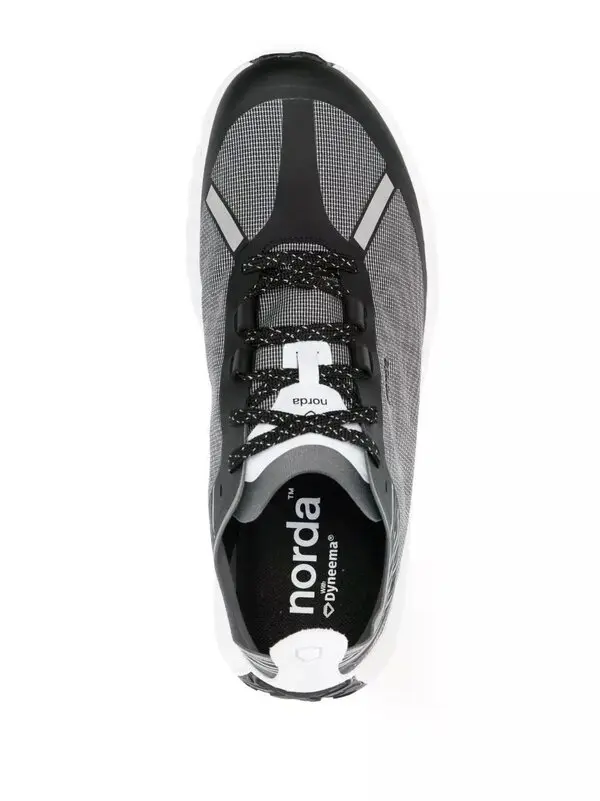 NORDA 001 Low-top Sneakers - Black