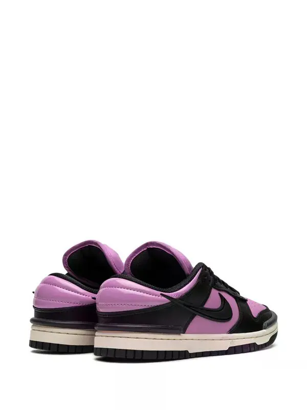 Nike Dunk Low Twist Sneakers - Pink