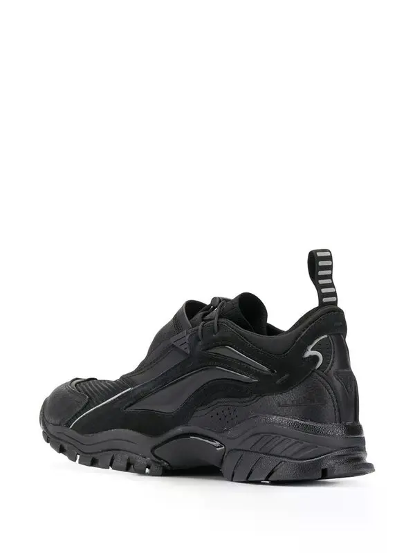 Random Identities Contrast Panel Toggle Sneakers - Black