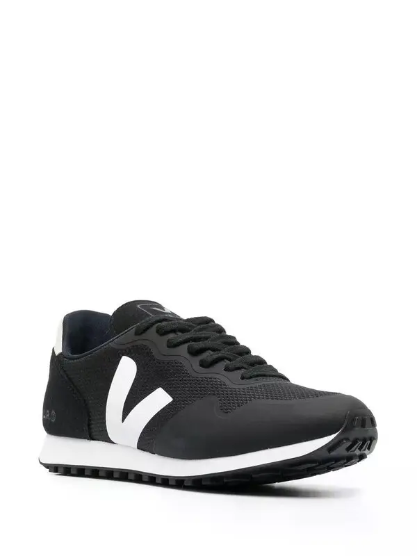 VEJA Panelled Low-top Lace-up Sneakers - Black
