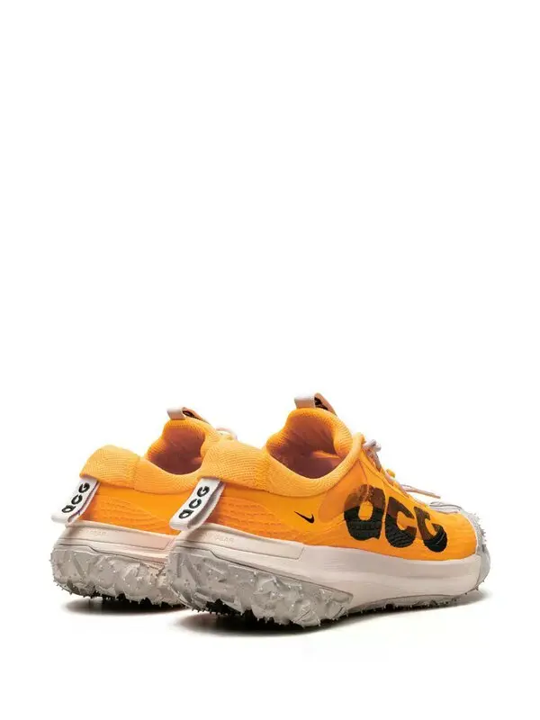 Nike Mountain Fly Low 2 Laser Sneakers - Orange