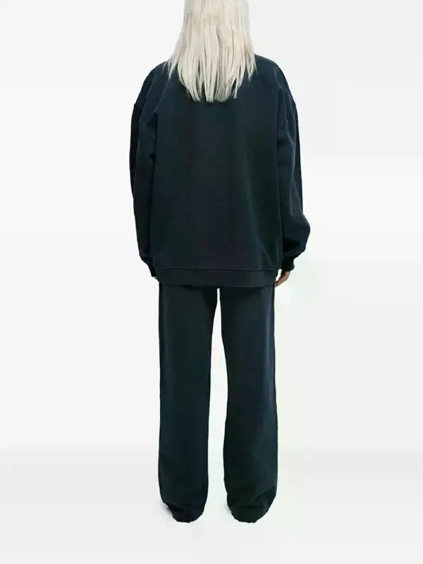 MAINLESS Classic Sweatshirt