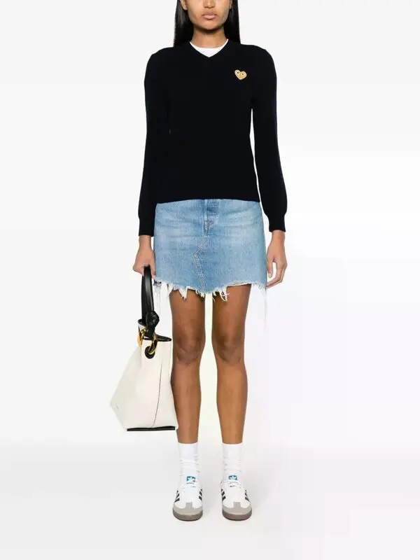 Play Comme Des Garcon Heart-patch V-neck Wool Sweater - Blue