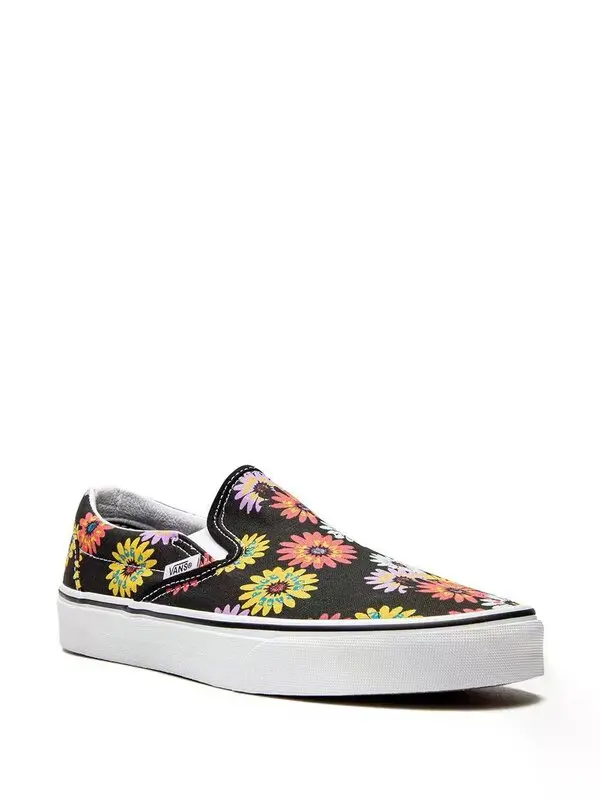 VANS Classic Slip-on Sneakers - Black