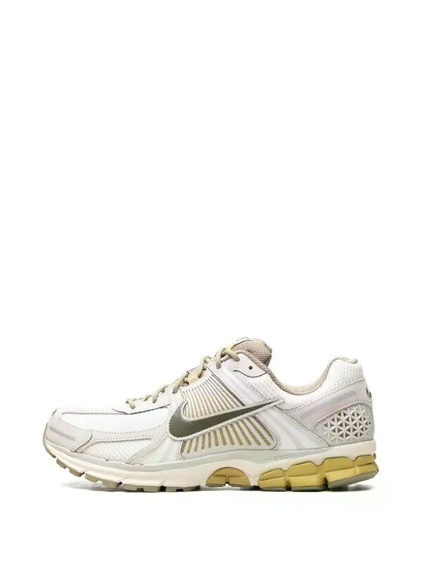 Nike Zoom Vomero 5 Sneakers - Neutrals