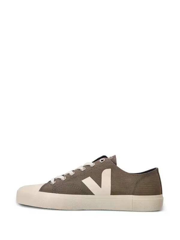 VEJA Wata Ii Low-top Sneakers