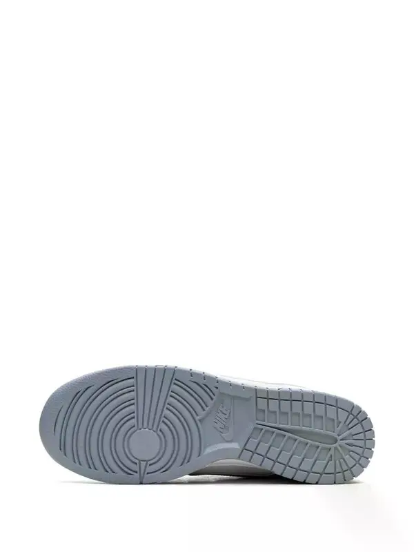 Nike Dunk Low Sneakers - White