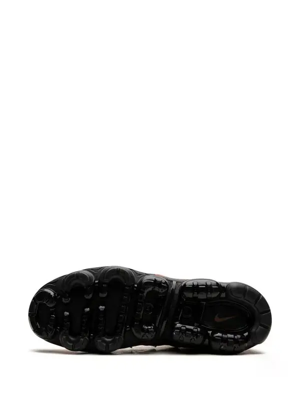 Nike Air Vapormax Plus Sneakers - Black