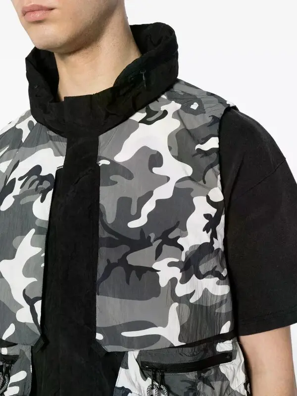 MOSTLY HEARD RARELY SEEN Camouflage Print Layered Gilet