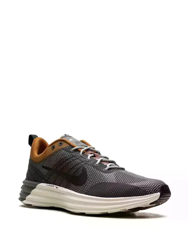 Nike Lunar Roam Se Sneakers
