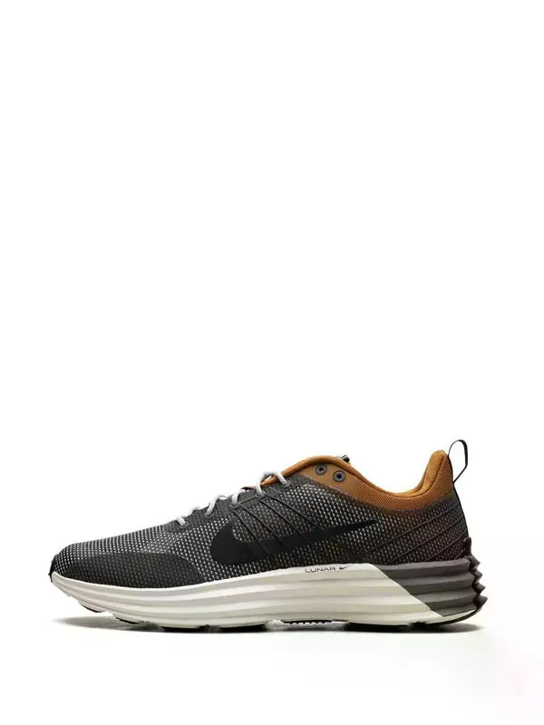 Nike Lunar Roam Se Sneakers
