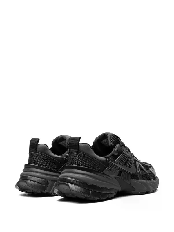 Nike V2k Run Sneakers