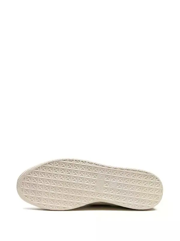 PUMA Clyde No. 1 Sneakers - Neutrals