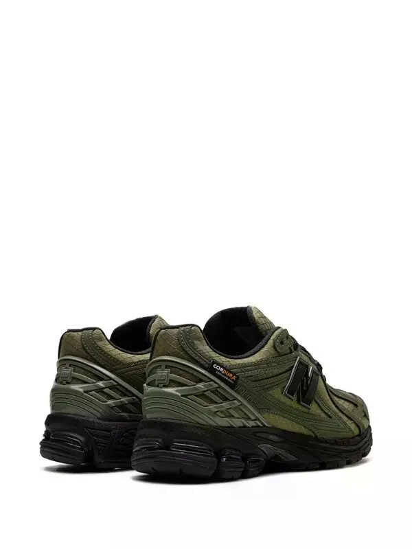 NEW BALANCE 1906r Sneakers