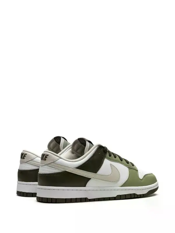 Nike Dunk Low Sneakers