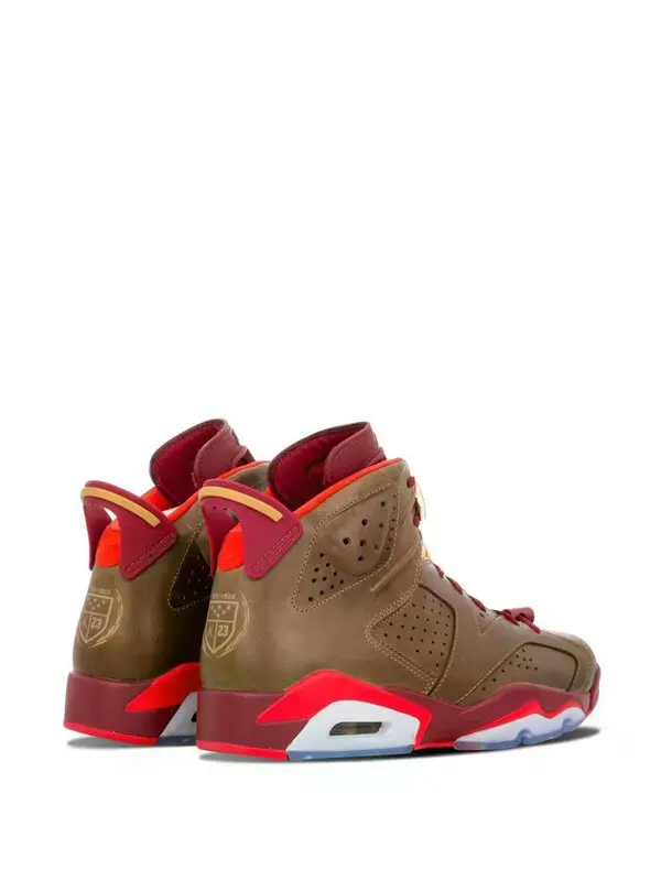 JORDAN 6 Retro Sneakers - Brown
