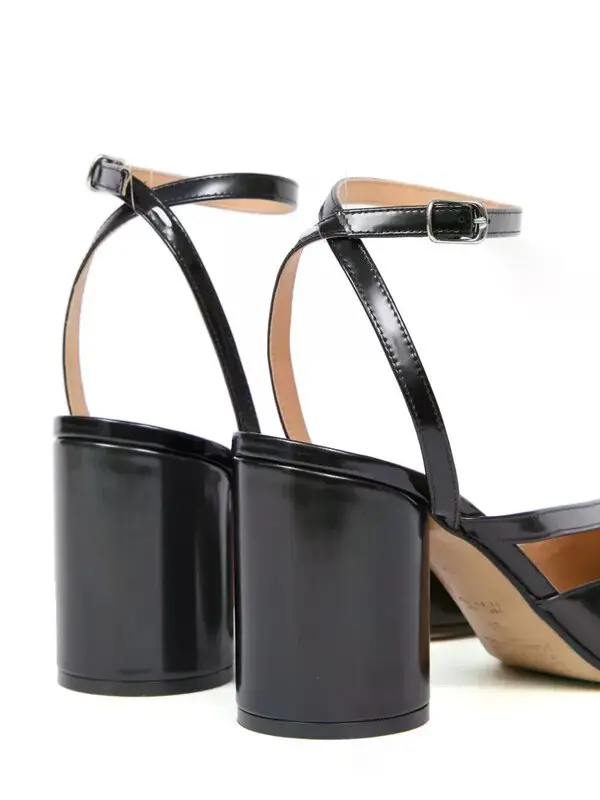 MAISON MARGIELA Tabi Leather Pumps With Ankle Strap - Black