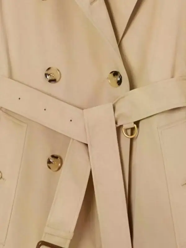 Burberry The Kensington Trench Coat