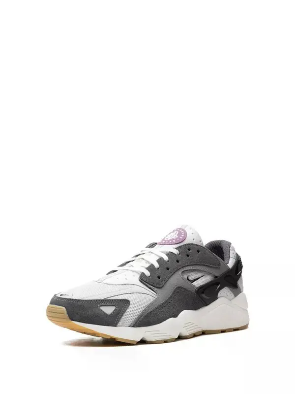 Nike Air Huarache Runner Light Smoke Sneakers