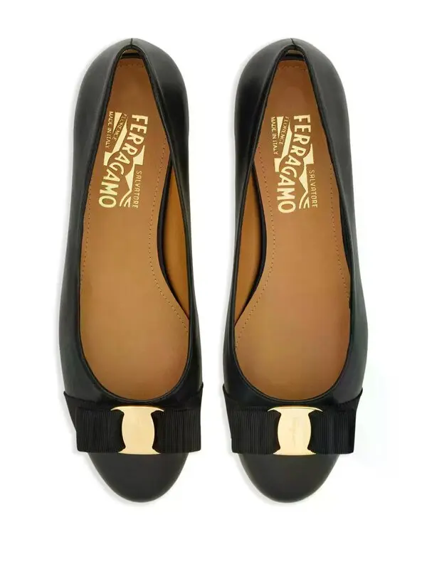 FERRAGAMO Leather Ballet Flats With Vara Bow Detail - Black