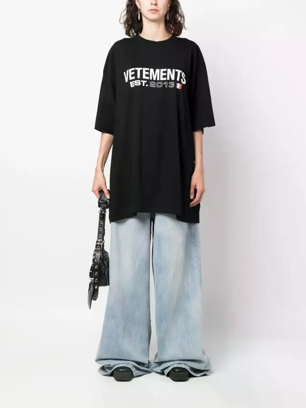 Vetements Logo-print T-shirt - Black