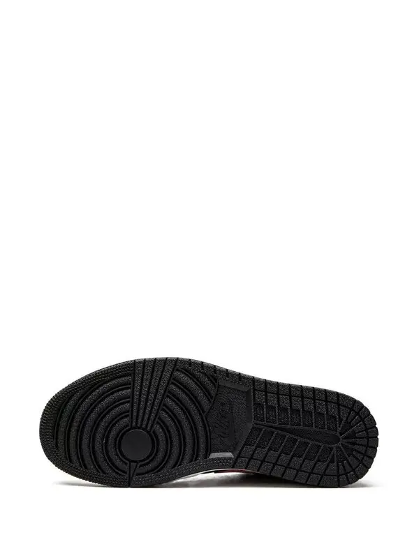 JORDAN Air 1 Low Sneakers - Black