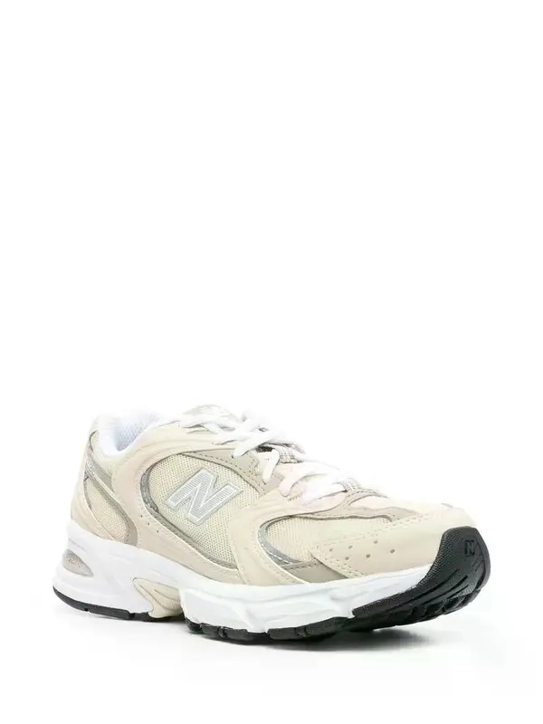 NEW BALANCE Mr530 Low-top Sneakers