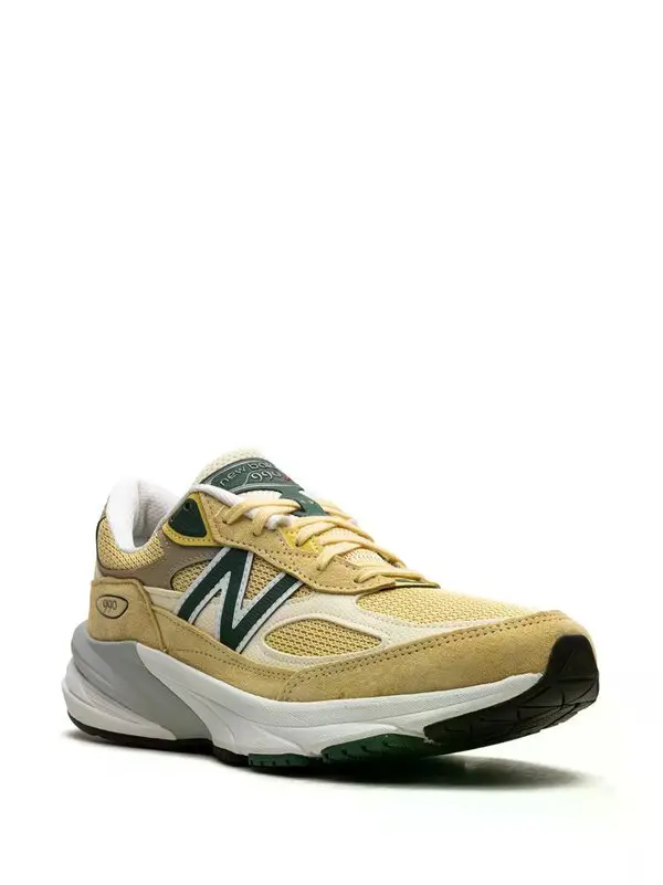 NEW BALANCE 990 Sneakers