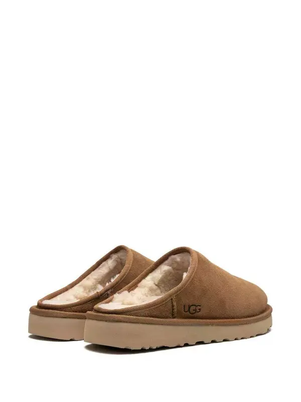UGG Classic Slip-on Slippers - Brown