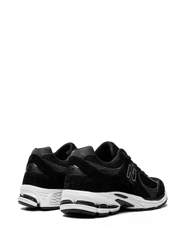 NEW BALANCE 2002r Sneakers - Black