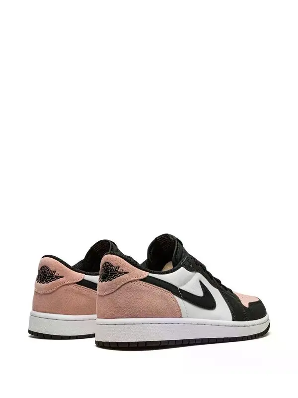 JORDAN Air 1 Low Sneakers - Black