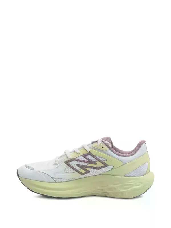 NEW BALANCE Fresh Foam Sneakers