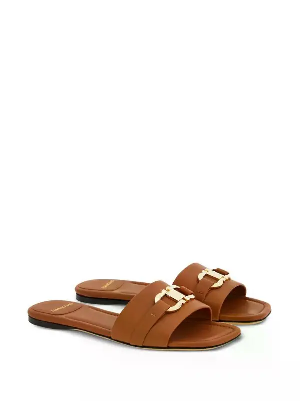 FERRAGAMO Gancini-buckle Leather Slides - Brown