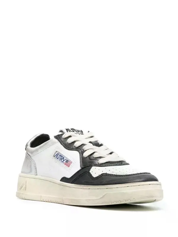 AUTRY Medalist Leather Sneakers - White