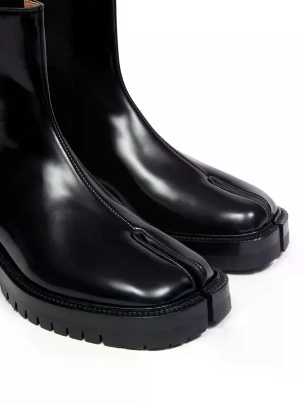 MAISON MARGIELA Tabi Leather Chelsea Boots