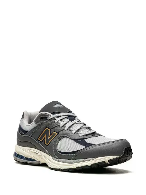 NEW BALANCE 2002r Sneakers - Grey