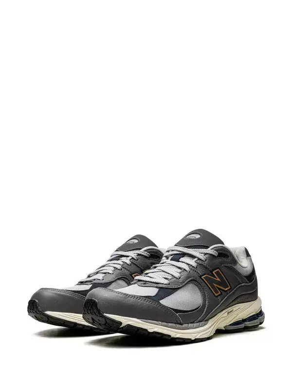 NEW BALANCE 2002r Sneakers - Grey