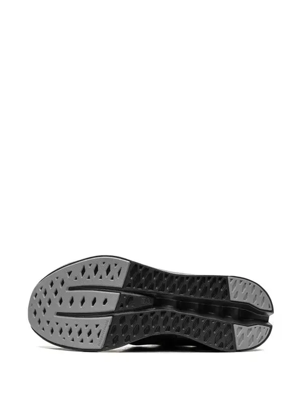 On Cloudsurfer Low-top Sneakers - Black