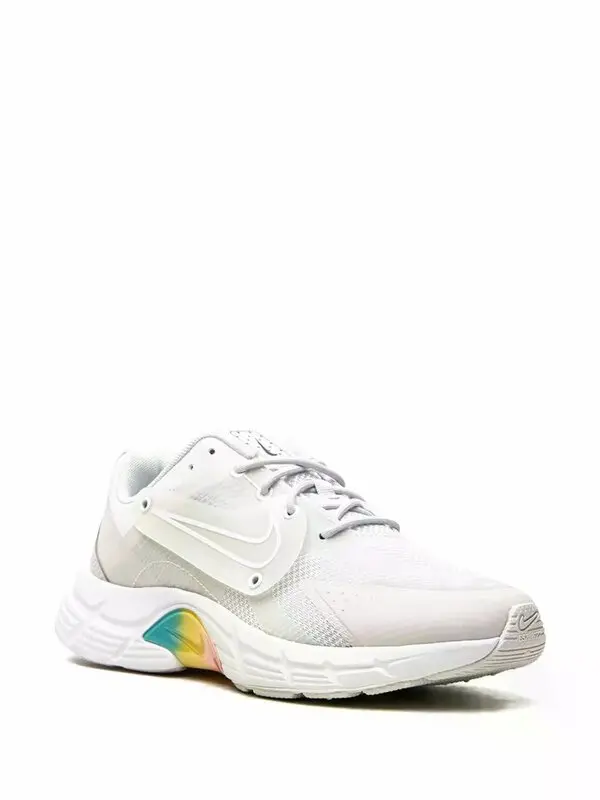 Nike Alphina 5000 Low-top Sneakers