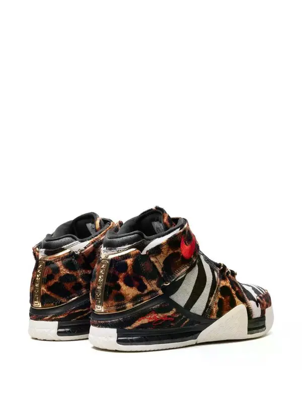 Nike Lebron 2 Beast Sneakers