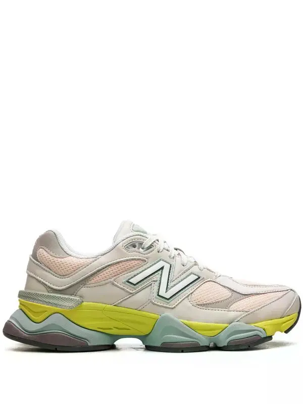 NEW BALANCE 9060 Sneakers - Neutrals
