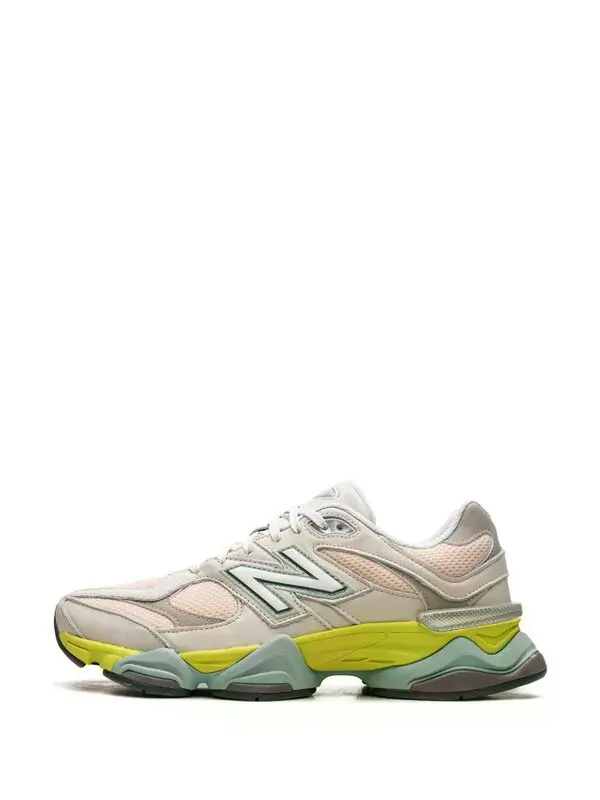 NEW BALANCE 9060 Sneakers - Neutrals