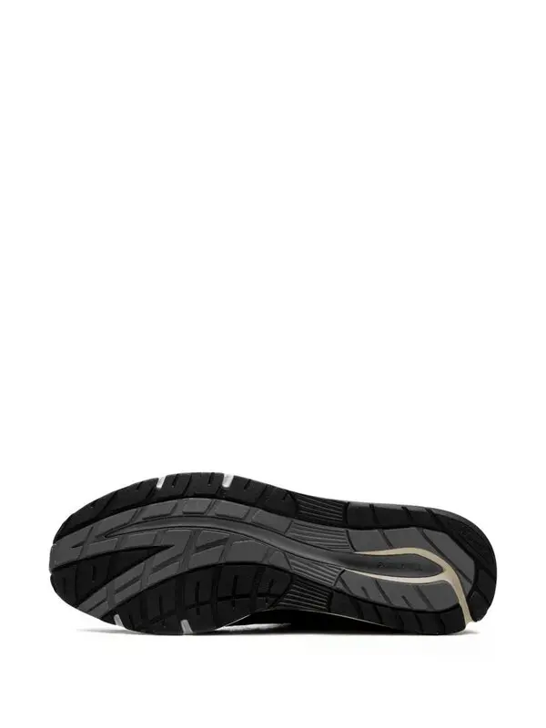 NEW BALANCE Made In Us 990v2 Sneakers